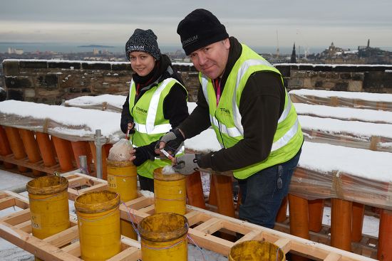 Lynn Wiseman Shaun Gibson Loading 150mm Editorial Stock Photo - Stock ...