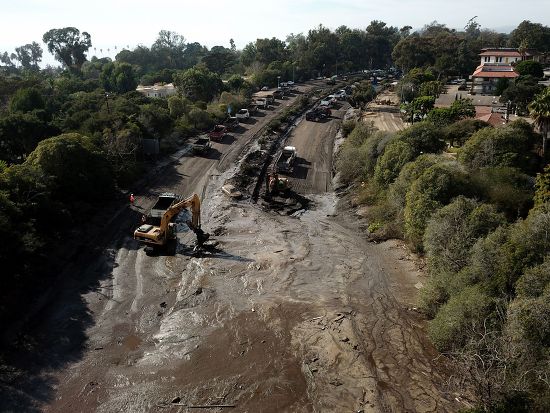 Crews Work Clear Mud Inundated 101 Editorial Stock Photo - Stock Image ...