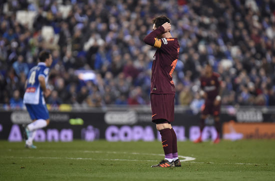 Lionel Messi Fc Barcelona Disappointed Editorial Stock Photo - Stock ...