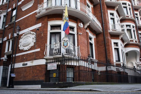 Photograph Showing Outside Ecuadorian Embassy London Editorial Stock ...