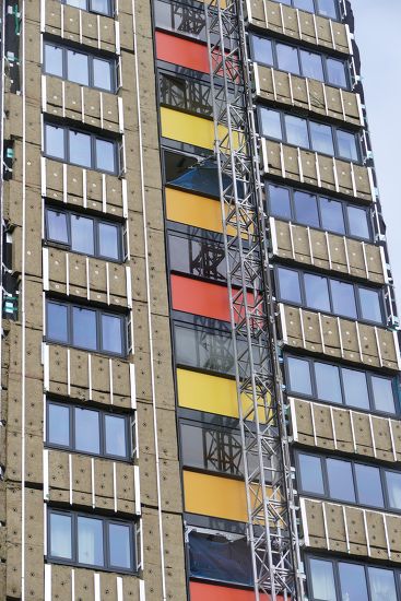 Council Workers Strip Flammable Vitrabond Cladding Editorial Stock ...