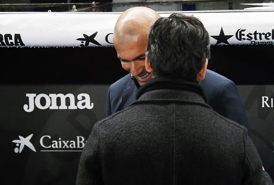 Real Madrid Manager Zinedine Zidane Smiles Editorial Stock Photo ...