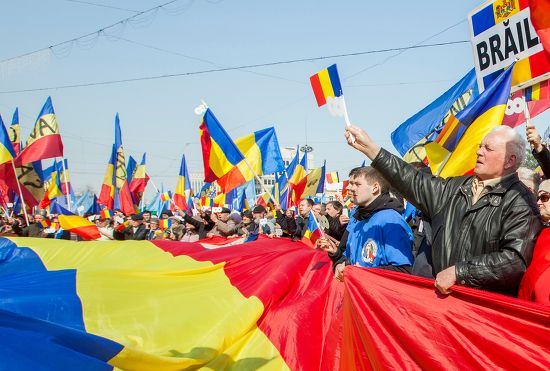 Moldovan Romanian Citizens Participate Rally Mark Editorial Stock Photo ...