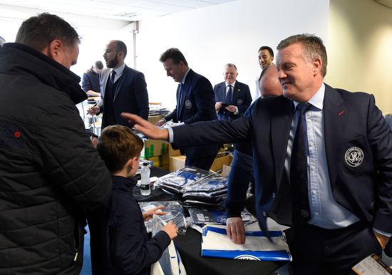 Qpr Ambassador Andy Sinton Meets Fans Editorial Stock Photo - Stock ...