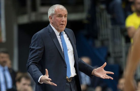Fenerbahces Head Coach Zelimir Obradovic Reacts Editorial Stock Photo ...