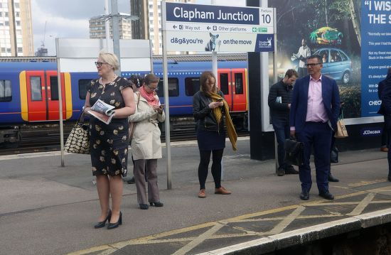 Passengers Awaiting Train Clapham Junction Railway Editorial Stock ...