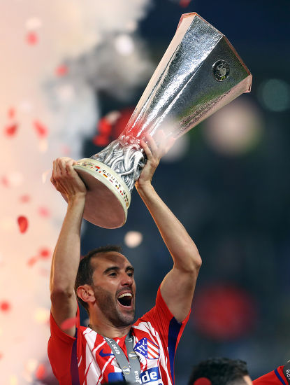 Diego Godin Atletico Madrid Lifts Trophy Editorial Stock Photo - Stock ...