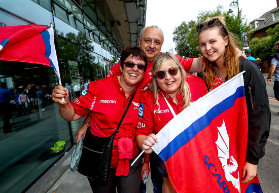 Leinster Vs Scarlets Scarlets Fans Ahead Editorial Stock Photo - Stock ...