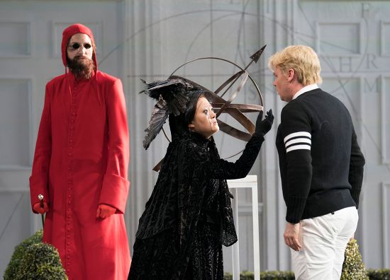 Stuart Thorn Red Priest Sen Guo Editorial Stock Photo - Stock Image ...