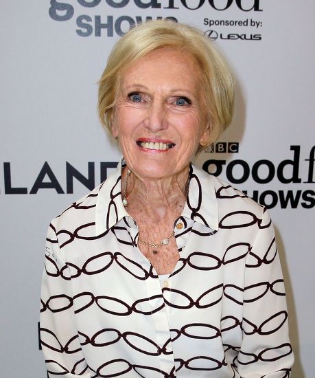 Mary Berry Book Signing Editorial Stock Photo - Stock Image | Shutterstock