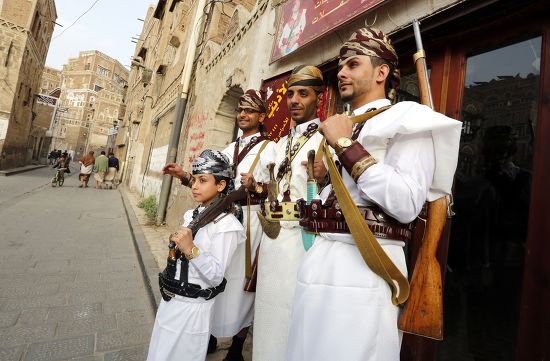 Boy Three Young Yemenis Wear Traditional Editorial Stock Photo - Stock ...