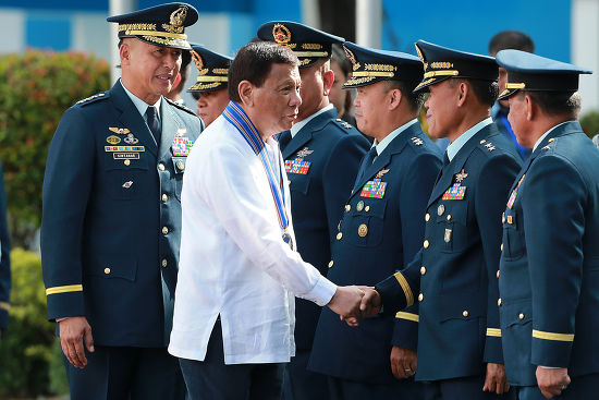 Philippine President Rodrigo Duterte Shakes Hands Editorial Stock Photo ...