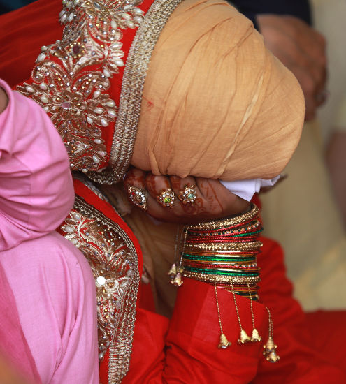 Kashmiri Muslim Bride During Mass Marriage Editorial Stock Photo ...