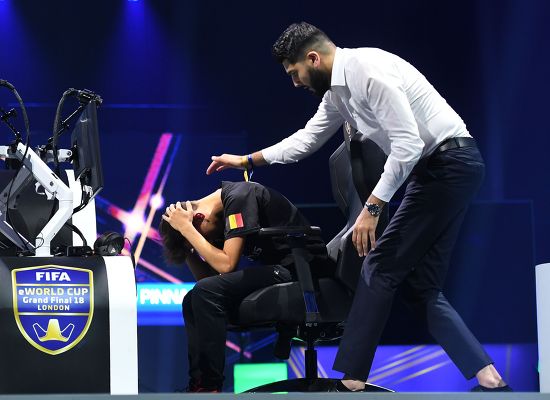 Stefano Pinna Pinna Belgium Being Comforted Editorial Stock Photo ...