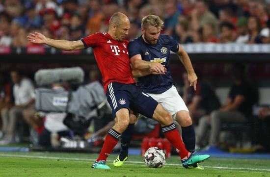 Arjen Robben Bayern Munich Luke Shaw Editorial Stock Photo - Stock ...