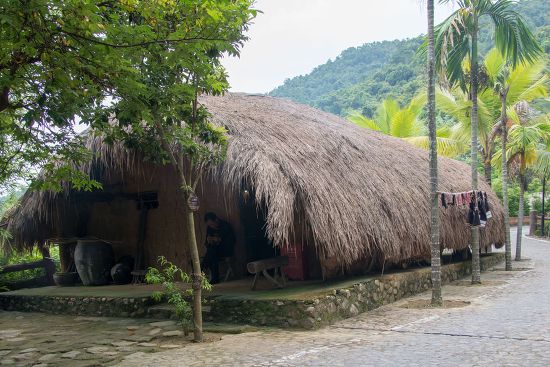 People Li Miao Ethnic Groups Put Editorial Stock Photo - Stock Image ...