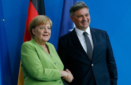 German Chancellor Angela Merkel L Shakes Editorial Stock Photo - Stock ...
