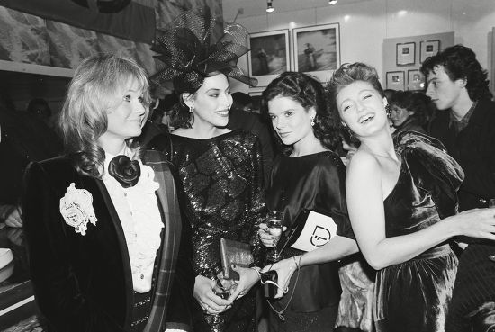 Valerie Perrine Julie Anne Friedman Marella Editorial Stock Photo ...