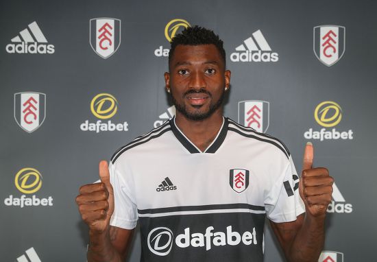 Fulham Record Signing Zambo Anguissa Poses Editorial Stock Photo ...