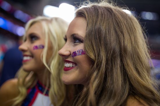 Ole Miss Cheerleaders Interact Fans On Editorial Stock Photo - Stock ...