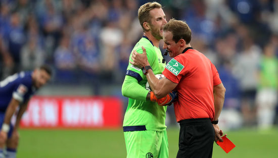 Schalkes Goalkeeper Ralf Faehrmann L Talks Editorial Stock Photo ...