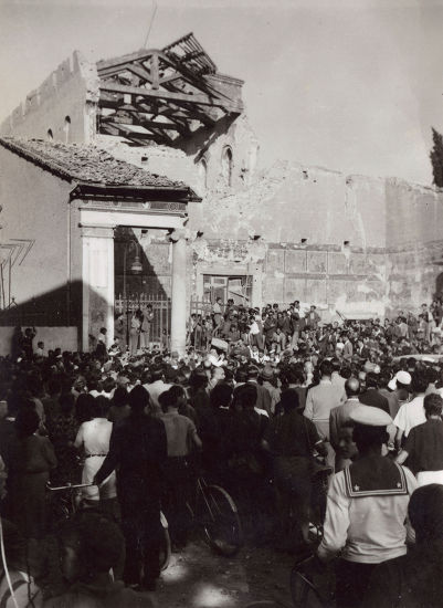 Ww2 Pope Pius Xii Visits Bombdamaged Editorial Stock Photo - Stock ...