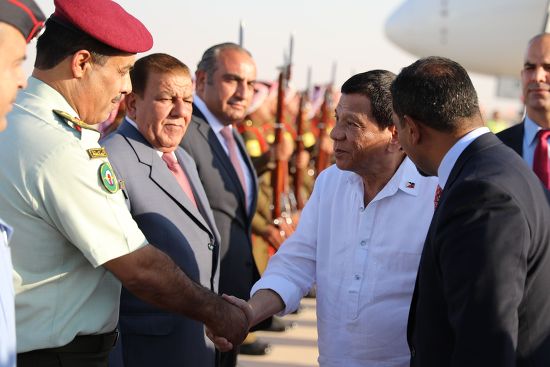 President Philippines Rodrigo Duterte Shakes Hands Editorial Stock ...