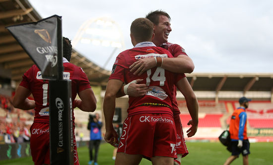 Tom Prydie Scarlets Celebrates Scoring Try Editorial Stock Photo ...