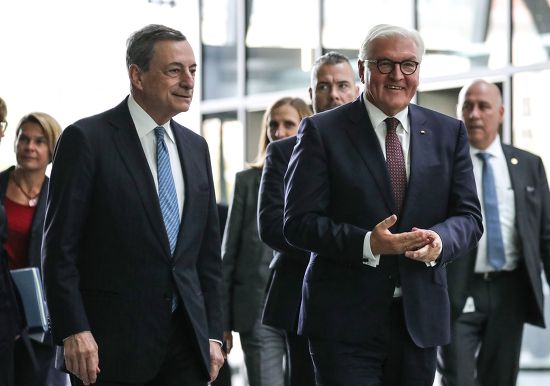 German President Frankwalter Steinmeier R Welcomed Editorial Stock ...