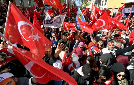 Proturkish Government Demonstrators Wave Turkeys National Editorial ...