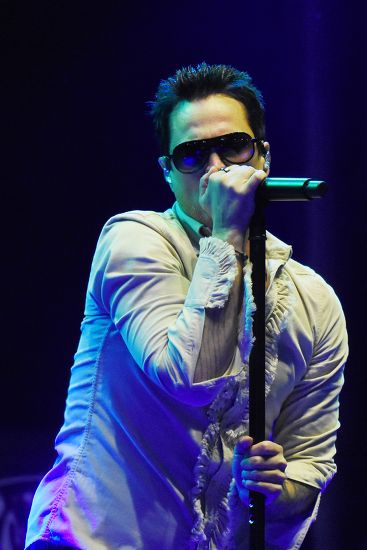 Jeff Gutt Vocalist American Band Stone Editorial Stock Photo - Stock ...