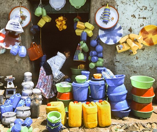 African Woman Shopkeeper Goods Sale Outside Editorial Stock Photo ...