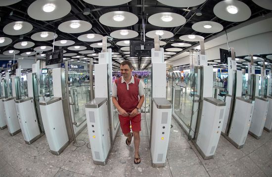 Passengers Use Automated Epassport Gates Editorial Stock Photo - Stock ...