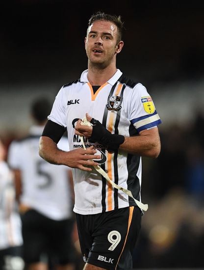 Tom Pope Port Vale Editorial Stock Photo - Stock Image | Shutterstock