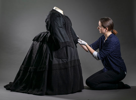 Unseen Queen Victoria Mourning Dress Going Editorial Stock Photo ...