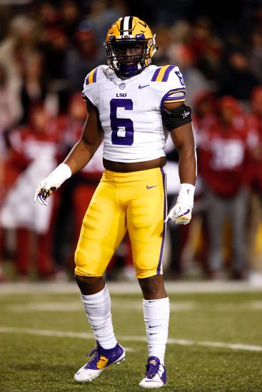 Jacob Phillips 6 Lsu Linebacker Glances Editorial Stock Photo - Stock ...