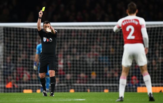 Referee Stuart Attwell Shows Hector Bellerin Editorial Stock Photo ...