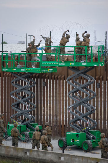 United States Military Install Concertina Wire Editorial Stock Photo ...