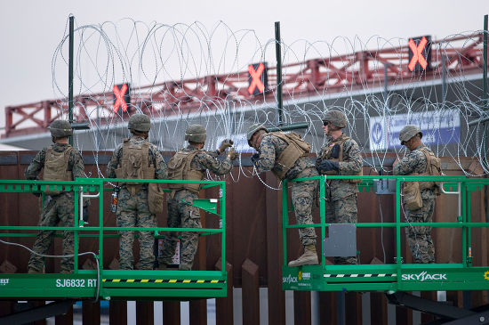 United States Military Install Concertina Wire Editorial Stock Photo ...