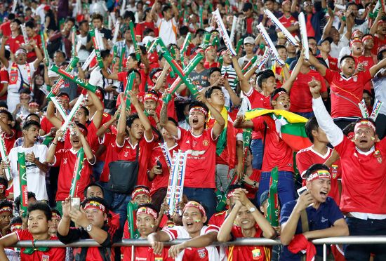 Myanmar Soccer Fans Cheer Their Team Editorial Stock Photo - Stock ...