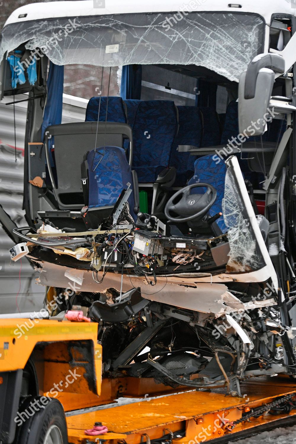 Damaged Coach Being Transported Away Accident Editorial Stock Photo ...