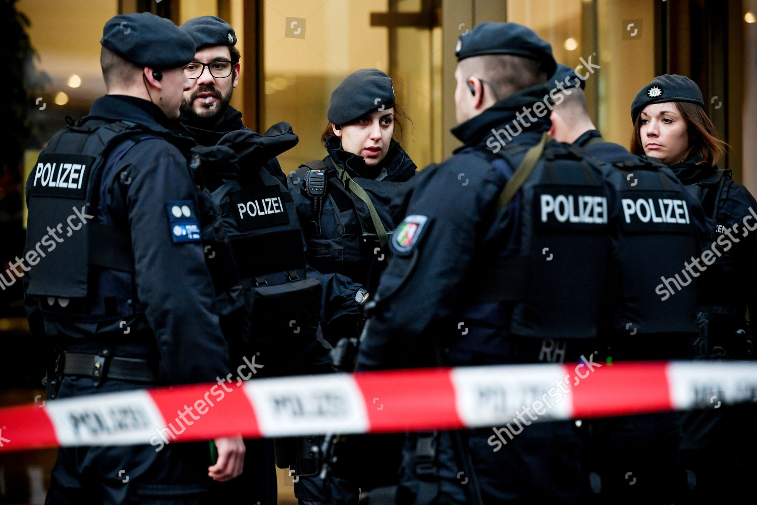 Police Officers Scene Largescale Police Operation Editorial Stock Photo ...