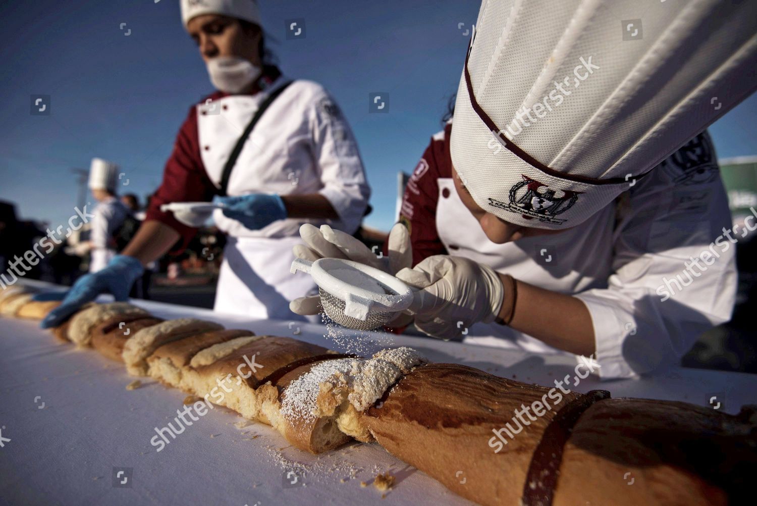 People Observe Bakers Prepare Giant Rosca Editorial Stock Photo - Stock ...