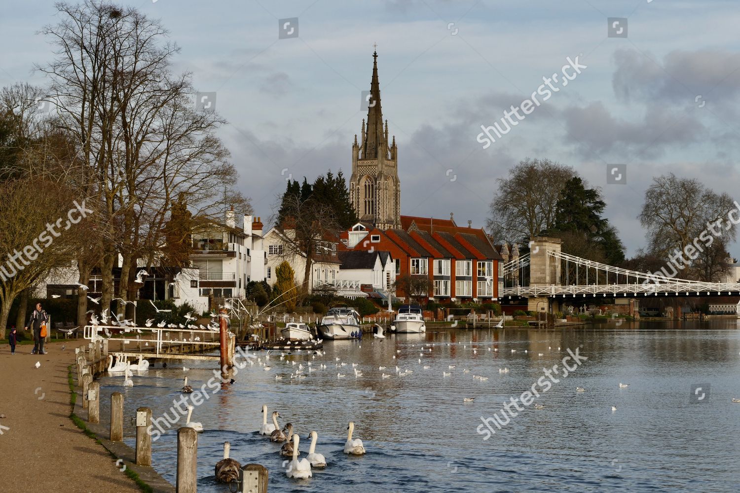 People Walk Along Thames Path Marlow Editorial Stock Photo - Stock ...