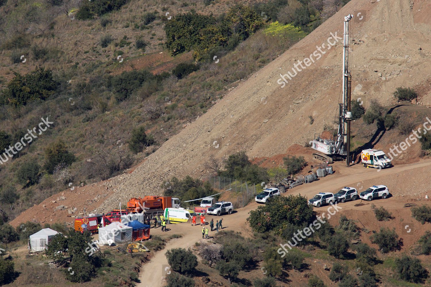 Heavy Machinery Seen Site Where Rescue Editorial Stock Photo - Stock ...