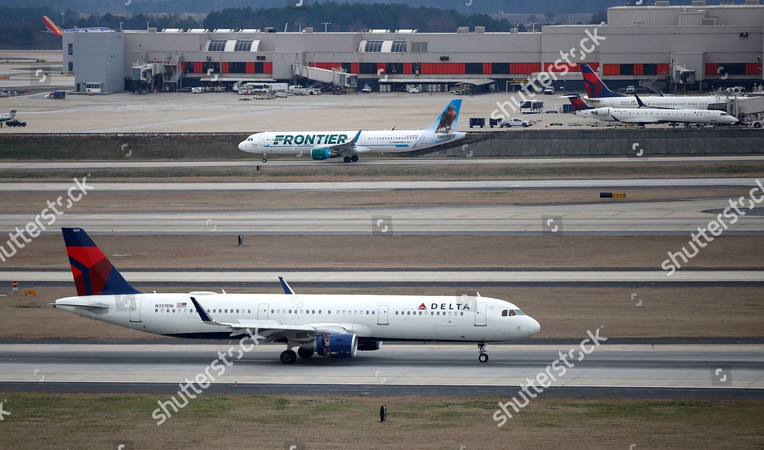 Delta Air Lines Airbus A321 Tail Editorial Stock Photo - Stock Image ...