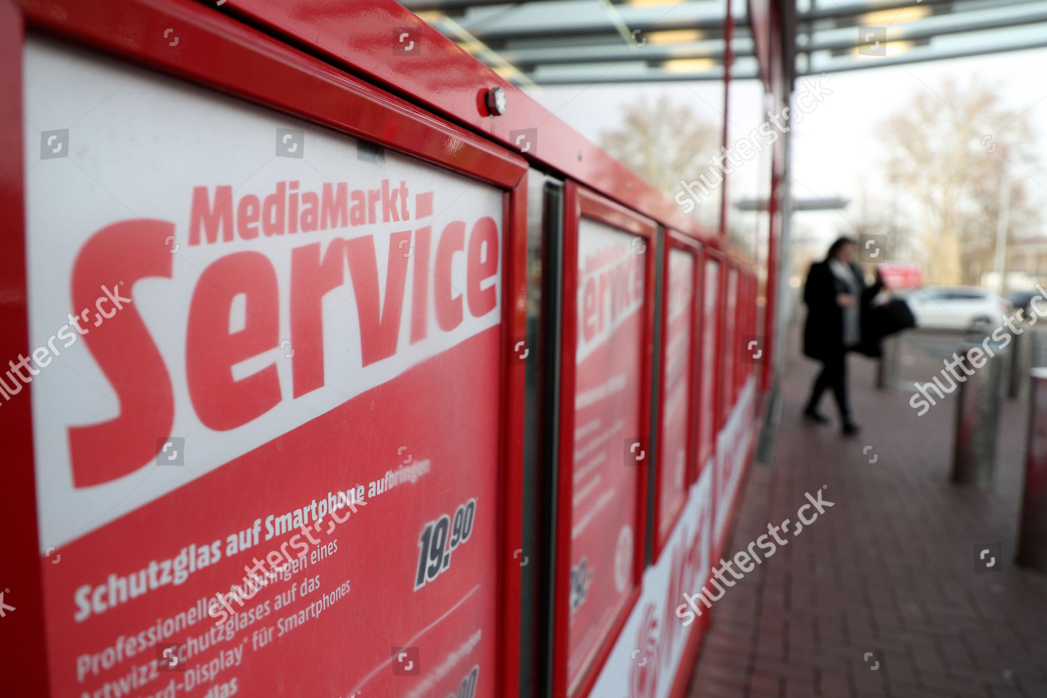 Mediamarkt Service Advertising Mediamarkt During Companys Editorial ...