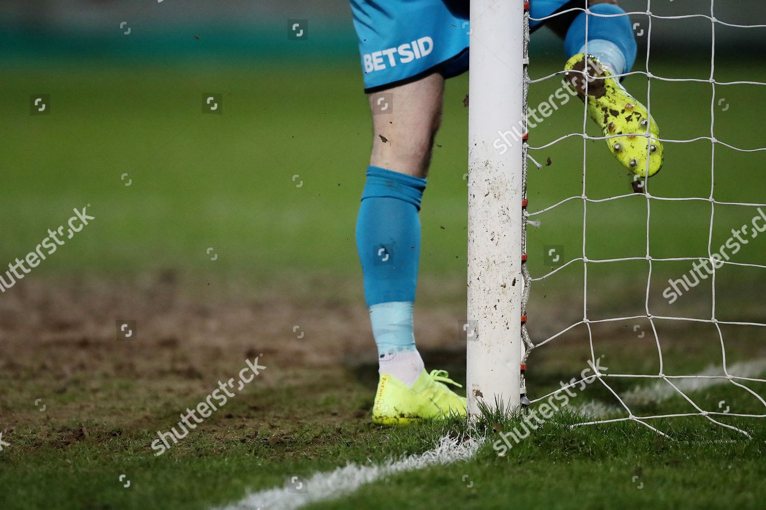 Blackpool Goalkeeper Mark Howard Cleans Mud Editorial Stock Photo ...