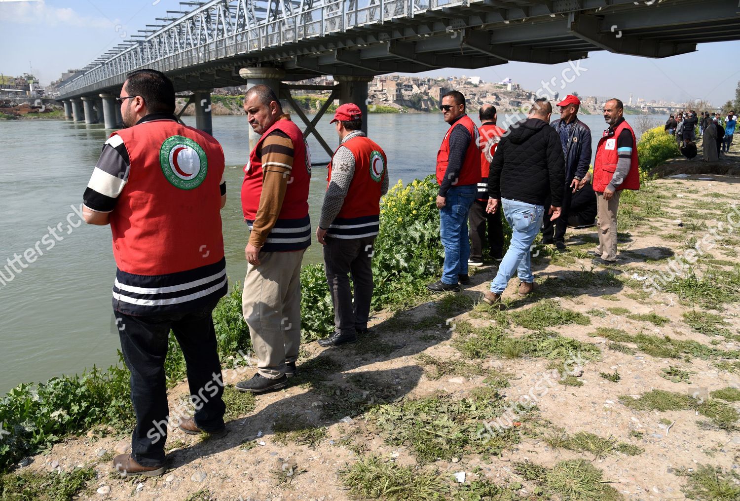 Iraqi Rescue Team Members Relatives Victims Editorial Stock Photo ...