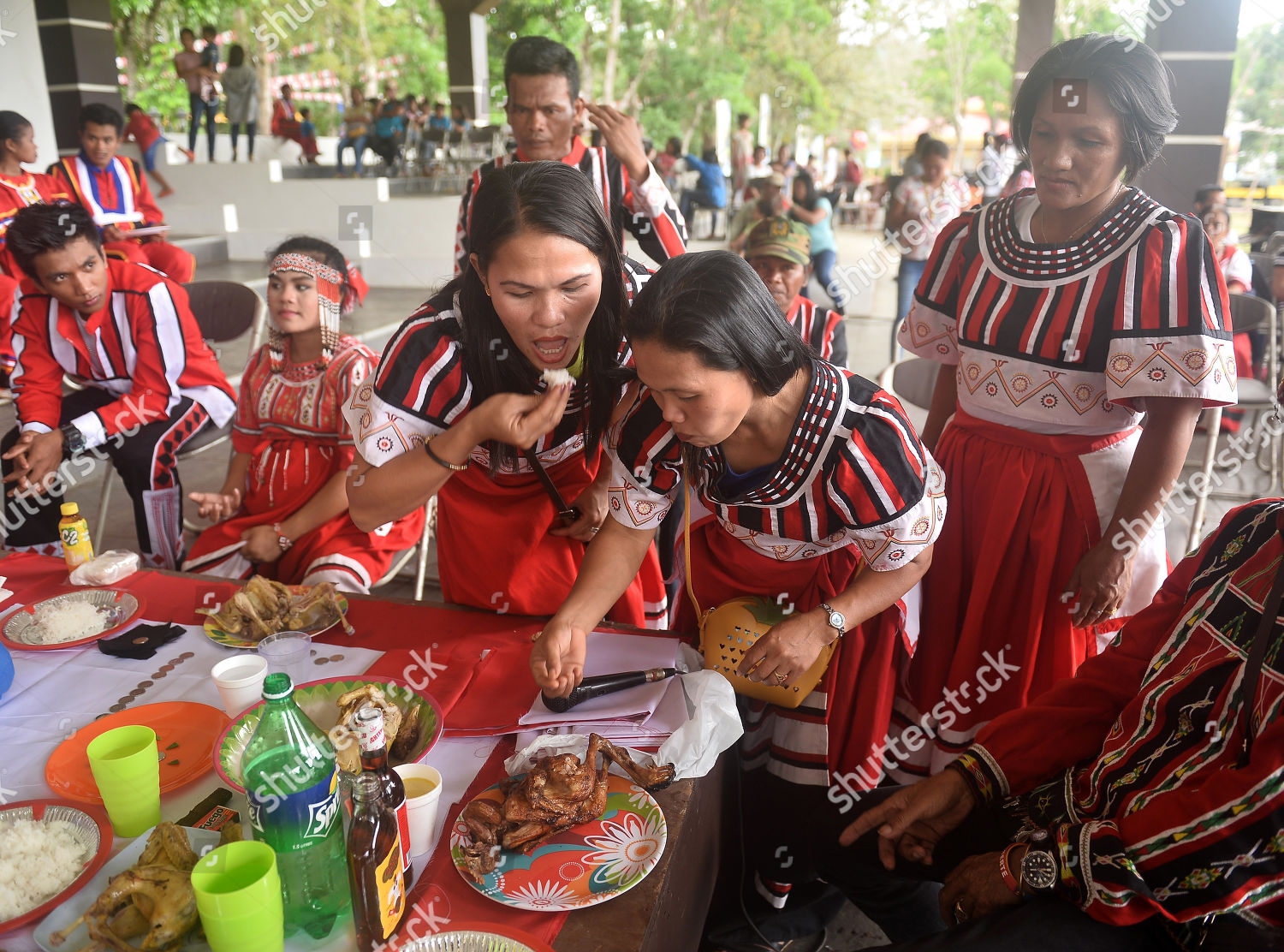 Filipino Women Talaandig Tribe Parttake Food Editorial Stock Photo ...